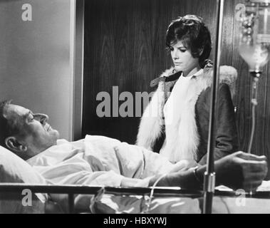 HELLFIGHTERS, from left: John Wayne, Jim Hutton (hard hat), Edmund ...