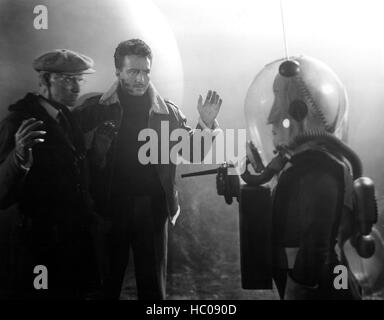 THE MAN FROM PLANET X, Pat Goldin, Margaret Field, 1951 Stock Photo - Alamy