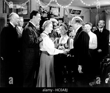 I REMEMBER MAMA, from left, Philip Dorn, Peggy McIntyre, Ellen Corby ...