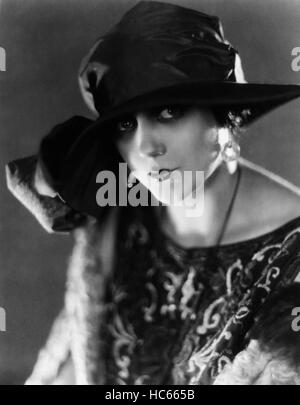 SOULS FOR SALE, Barbara La Marr, Eleanor Boardman, 1923 Stock Photo - Alamy