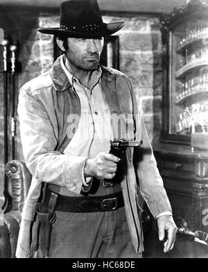 SHOOT OUT, Gregory Peck, 1971 Stock Photo - Alamy