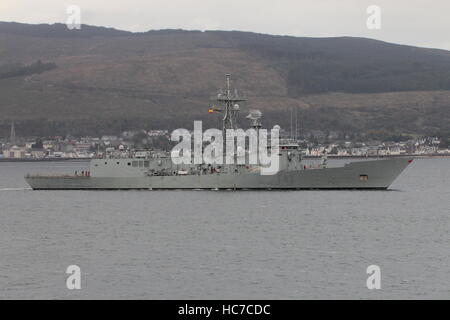 ESPS Canarias (F82), a Santa Maria-class frigate of the Spanish Navy ...