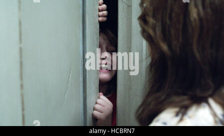 THE CONJURING 2, from left: Madison Wolfe, Lauren Esposito, Patrick ...