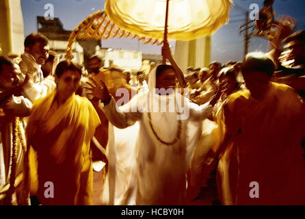 DARSHAN: THE EMBRACE, (aka DARSHAN: L'ETREINTE), Amma, aka Mata ...