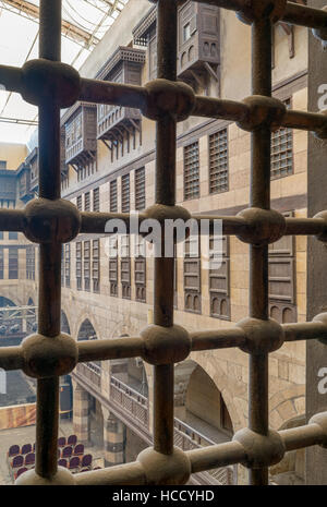 Courtyard of caravanserai (Wikala) of al-Ghuri Stock Photo - Alamy