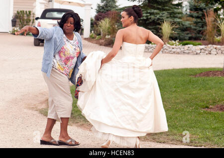 JUMPING THE BROOM, from left: Paula Patton, Angela Bassett, 2011. Ph ...