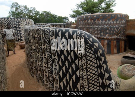 BURKINA FASO, Po, village Tiebele of Kassena tribe , clay huts with ...