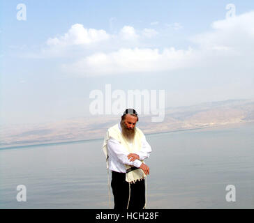 MY FATHER MY LORD, (aka HOFSHAT KAITS), Sharon Hacohen, 2007. ©Kino ...