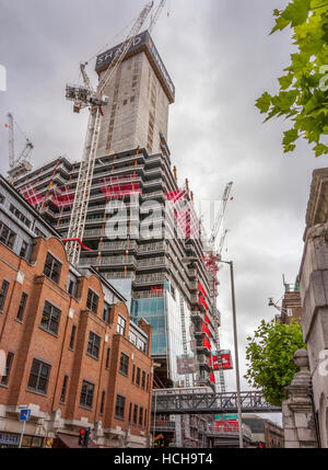 The early stages of the construction of The Shard at London Bridge ...