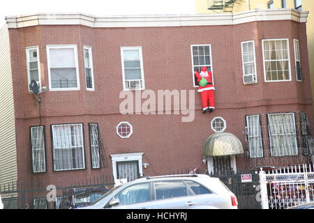 Santa’s Early Arrival, New York, NY USA Stock Photo - Alamy