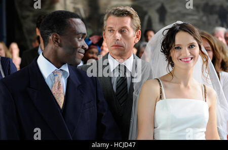 THE NAMES OF LOVE, (aka PEOPLE'S NAMES, aka LE NOM DES GENS), from left ...