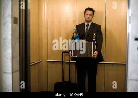 17 AGAIN, (aka SEVENTEEN AGAIN), Matthew Perry (center), 2009. ©New ...