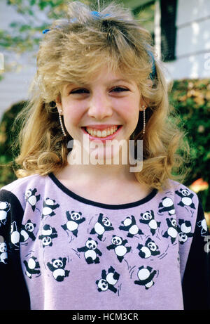 SEVEN MINUTES IN HEAVEN, Maddie Corman (holding bag), Terry Kinney ...