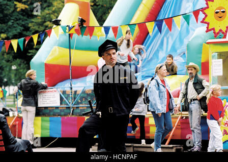 UP AND DOWN, (aka HOREM PADEM), Emilia Vasaryova, Petr Forman, 2004, (c ...