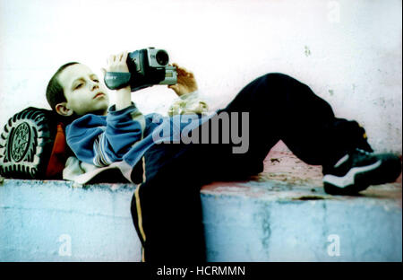 BROKEN WINGS, (aka KNAFAYIM SHVUROT), Maya Maron, 2002, (c) Sony ...