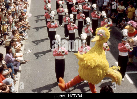 FOLLOW THAT BIRD, (aka SESAME STREET PRESENTS FOLLOW THAT BIRD), Mommy ...