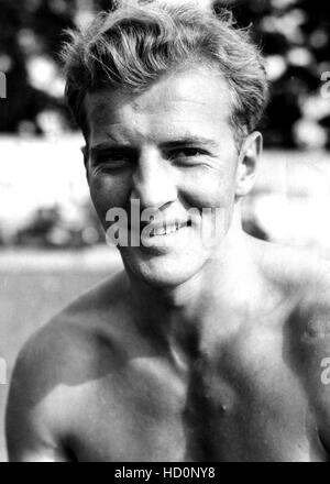 Bruce Bennett, (aka Herman Brix), and his wife, Jeannette Brix, with ...