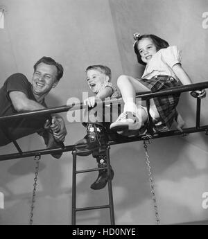 Bruce Bennett, (aka Herman Brix), and his wife, Jeannette Brix, with ...
