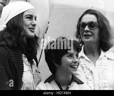 JEAN SIMMONS, daughter Tracy Granger, and husband Stewart Granger circa ...