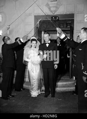 From left: Newlyweds Patricia O'Rourke, Naval Lieutenant Wayne Morris ...