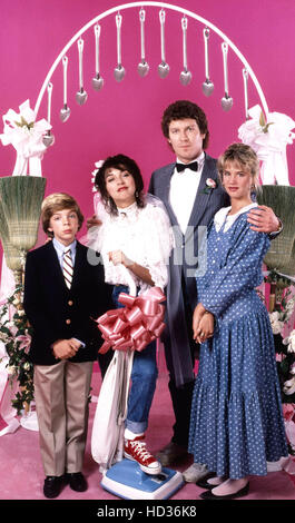 I MARRIED DORA, Elizabeth Pena, 1987-1988, © ABC/courtesy Everett ...
