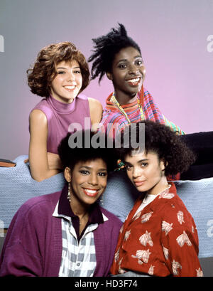 A DIFFERENT WORLD, Lisa Bonet, Phyllis Stickney, Dawnn Lewis, (Marisa ...