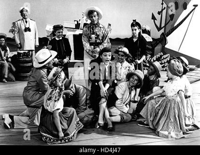 THE MICKEY MOUSE CLUB, Bobby Burgess, Doreen Tracey, Darlene Gillespie ...
