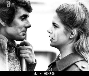 BRIDGET LOVES BERNIE, from left: Meredith Baxter, David Birney, 1972-73 ...