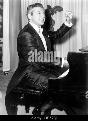 THE LIBERACE SHOW, Liberace, 1969 Stock Photo - Alamy