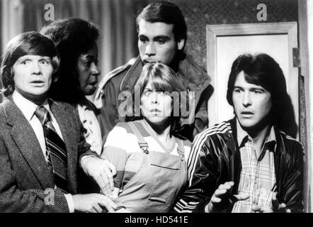 DETECTIVE SCHOOL, from left: Randolph Mantooth, Taylor Negron in 'One ...