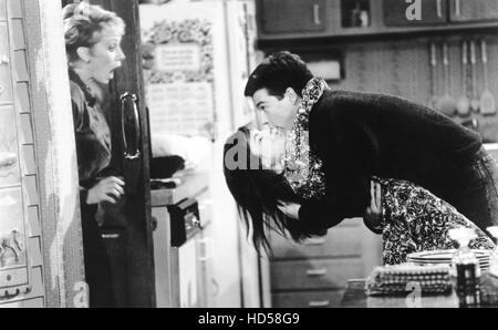 THE HOGAN FAMILY (aka VALERIE'S FAMILY), Sandy Duncan, Jason Bateman ...