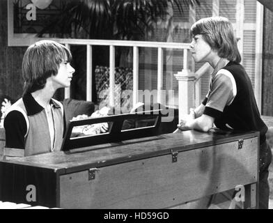 THE KEANE BROTHERS SHOW, from left: Tom Keane, John Keane, 1977 Stock ...