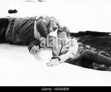 TRAPPER JOHN, M.D., l-r: Pernell Roberts, Charles Siebert, 1979-86, TM ...