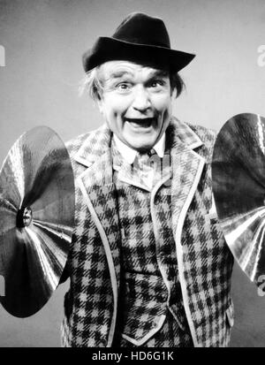 THE RED SKELTON SHOW, Red Skelton (as Clem Kadiddlehopper), 1951-1971 ...