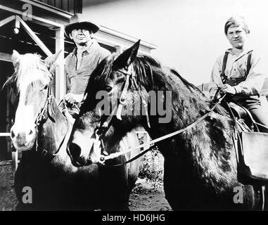 THE TRAVELS OF jAIMIE MCPHEETERS, Charles Bronson, Henry Hull, Mariette ...