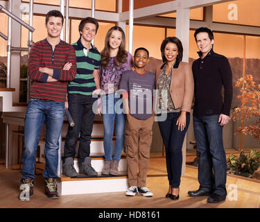 LAB RATS, l-r: Hal Sparks, Spencer Boldman, Billy Unger, Kelly Berglund ...