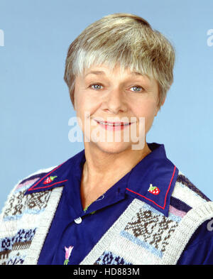 ROSEANNE, Roseanne, Estelle Parsons, 1988-97, ©Carsey-Werner/courtesy ...