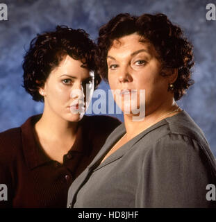THE PERFECT MOTHER, Tyne Daly, Ione Skye, 1997. (c)Citadel Ent ...