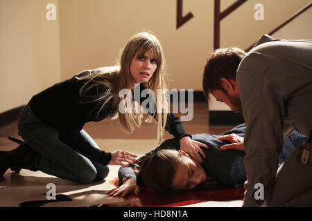 SCREAM (aka SCREAM: THE TV SERIES), right: Willa Fitzgerald in 'Happy ...