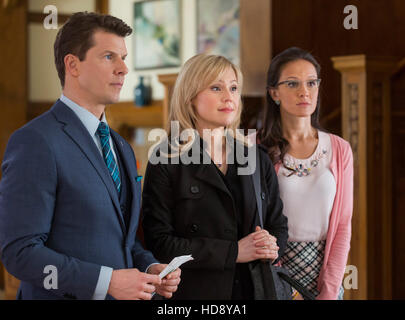 SIGNED SEALED DELIVERED, (from left): Marilu Henner, Cate Richardson ...