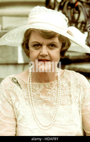 LITTLE GLORIA...HAPPY AT LAST, Angela Lansbury, Jennifer Dundas, 1982 ...