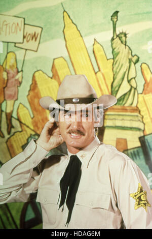 MCCLOUD, Dennis Weaver, 1970-1977 Stock Photo - Alamy