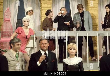 ROWAN & MARTIN'S LAUGH-IN, (from left): Ruth Buzzi (as Gladys Ormphby ...