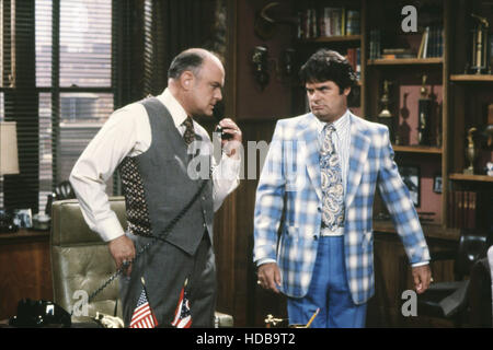 WKRP IN CINCINNATI, (from left): Gordon Jump, Gary Sandy, 1978-82 ...