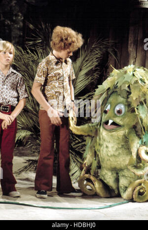 SIGMUND AND THE SEA MONSTERS, Scott C. Kolden, Sigmund Ooze the Sea ...