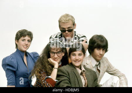 SQUARE PEGS, Tracy Nelson, Sarah Jessica Parker, Merritt Butrick, Amy ...