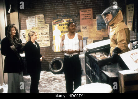 SABRINA THE TEENAGE WITCH, (from left): Raquel Welch, Melissa Joan Hart ...