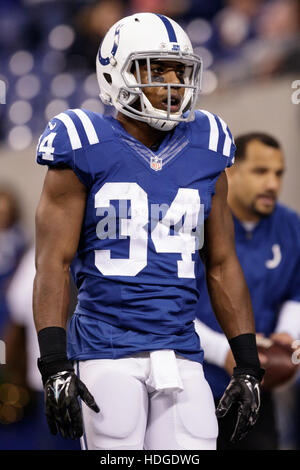 Indianapolis Colts running back Josh Ferguson (39) runs a drill on the ...