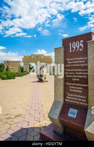 View over Shymkent independence park monument statue, Kazakhstan Stock ...