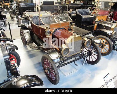 The 1912 Ford Torpedo Runabout is a classic automobile, known for its ...
